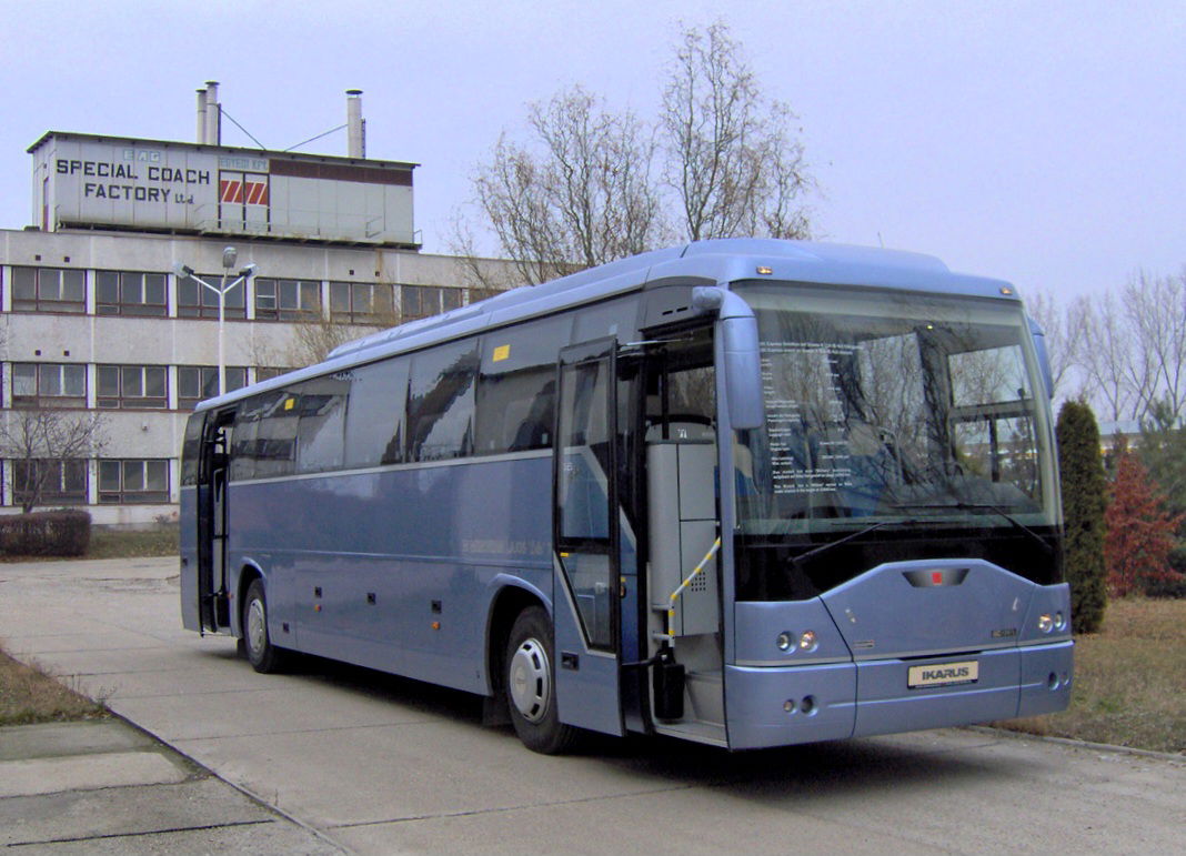Hattyúdal a gyártótól – az Ikarus EAG E95 Express története | Magyarbusz [Info]