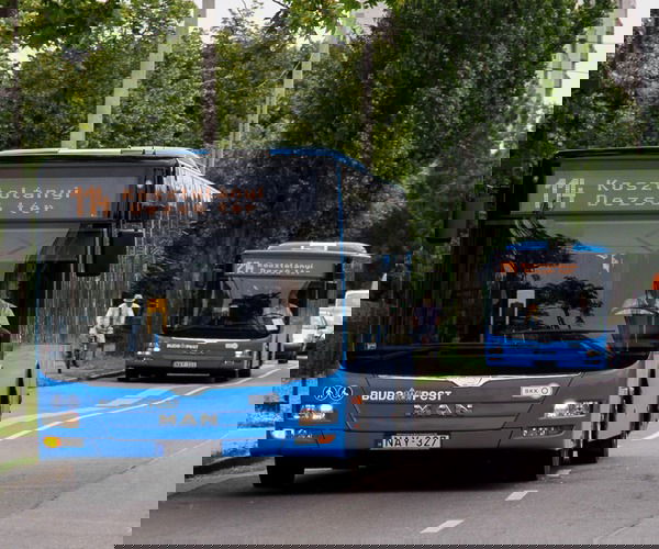 Eredménytelenül zárult a BKK elektromos midibuszokra kiírt ...