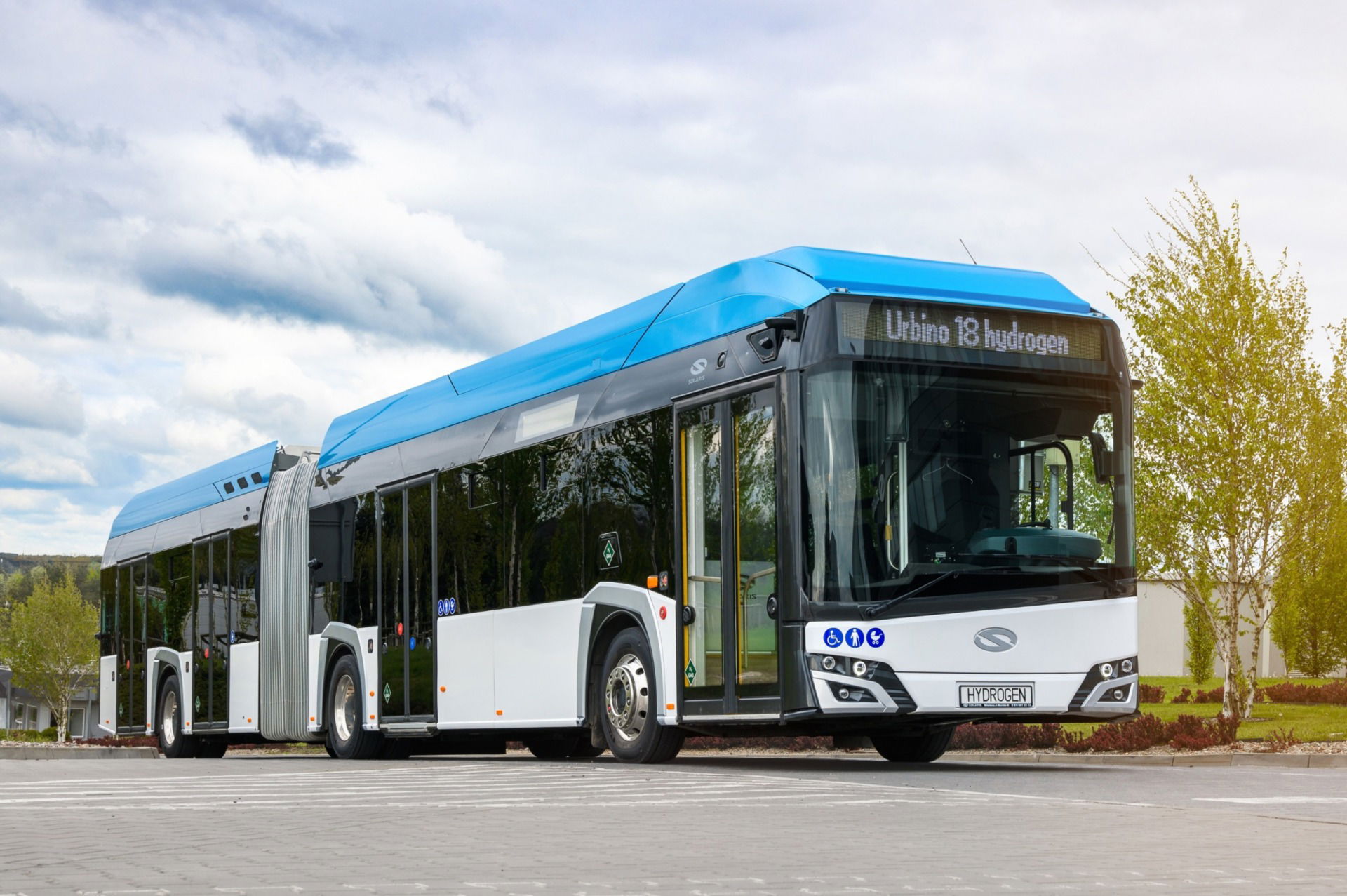 A Solaristól érkeznek Belfort legújabb hidrogénbuszai | Magyarbusz [Info]