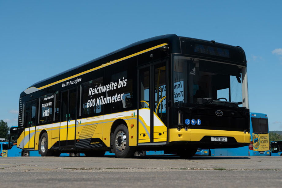Egy BYD eBus B12 tesztelésével készül új elektromos flottája ...